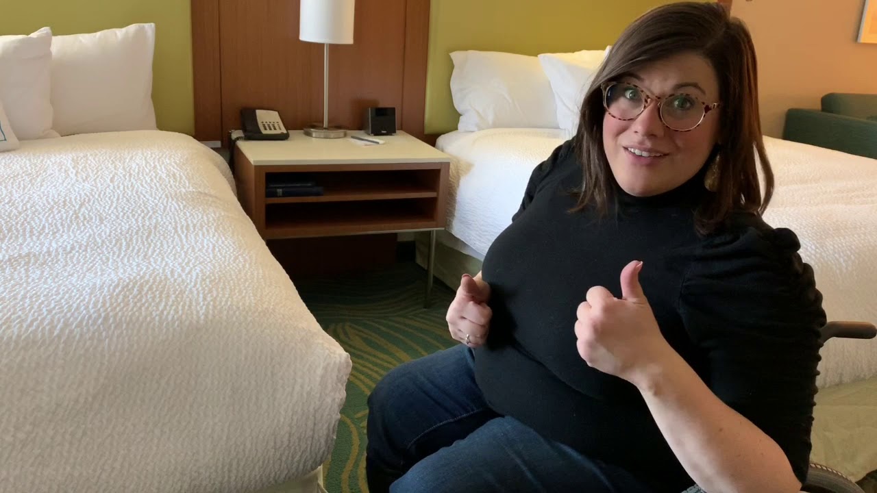 What is the difference between an accessible room and a standard room ...